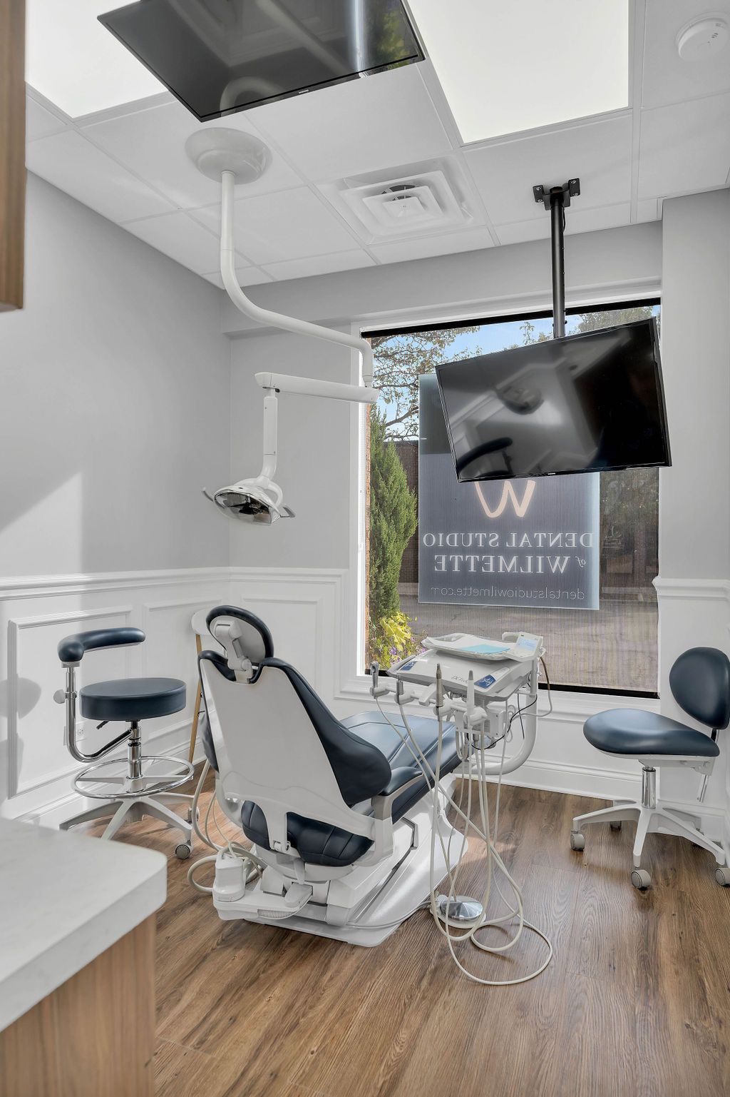 Dental Studio Of Wilmette